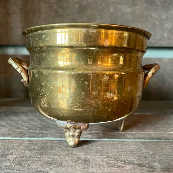 Vintage | Accents | Brass Footed Double Handle Vintage Pot | Poshmark